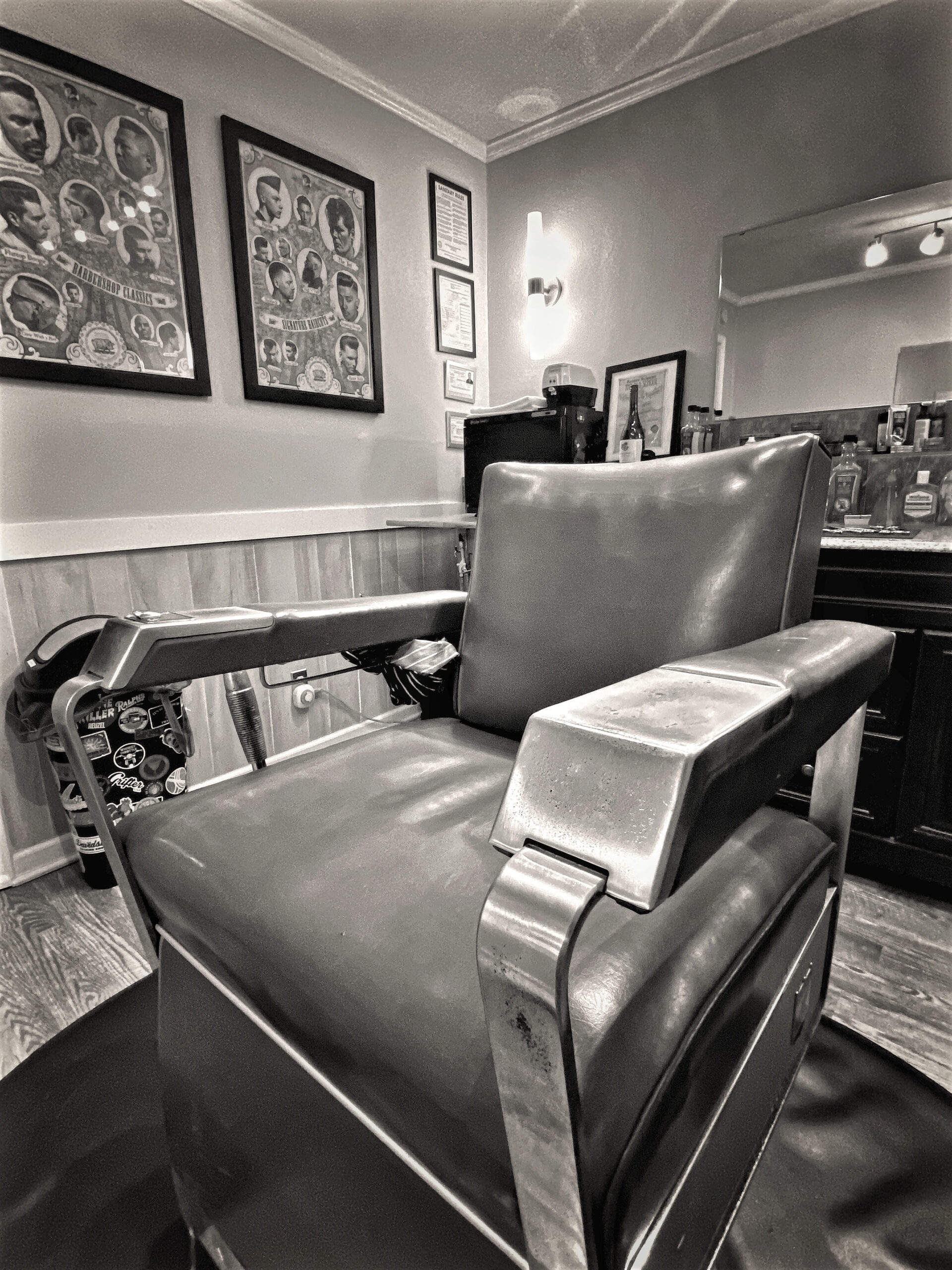 Ralph’s Barber Shop – Trim & True